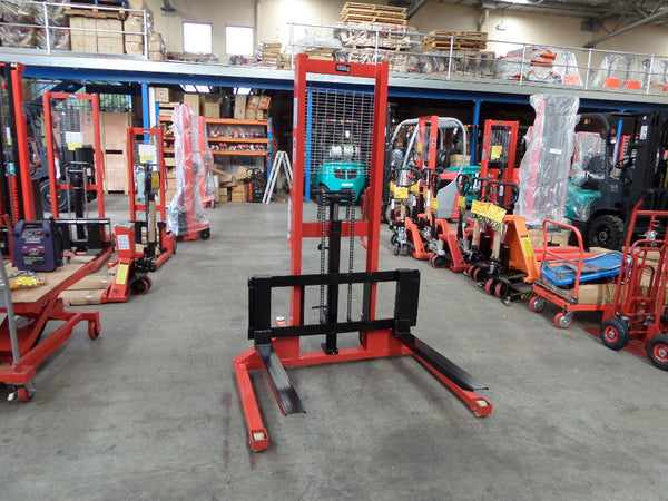 1Ton Manual Straddle Leg Stacker 1.6m High | Qualityjack